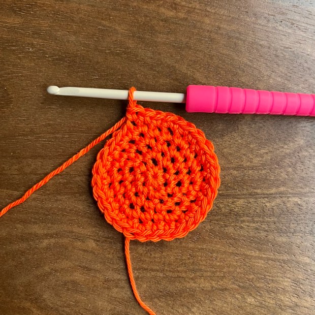 Crochet bag charms – 3 free patterns – made by Vick